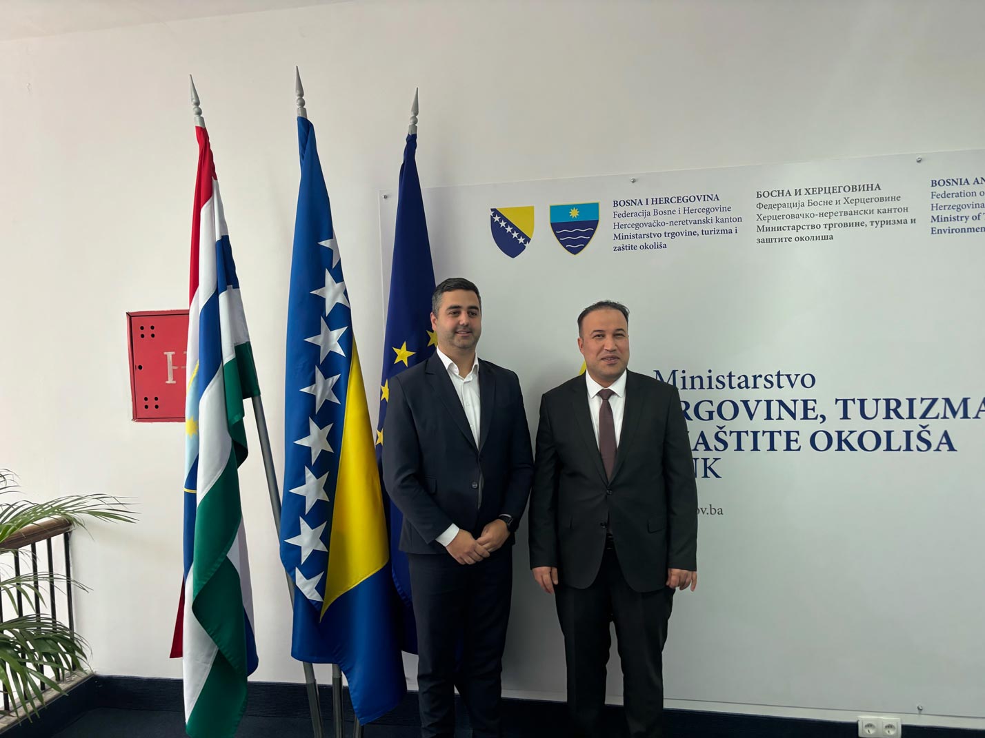 MINISTAR BALAVAC PRIMIO U NASTUPNU POSJETU GENERALNOG KONZULA REPUBLIKE ...